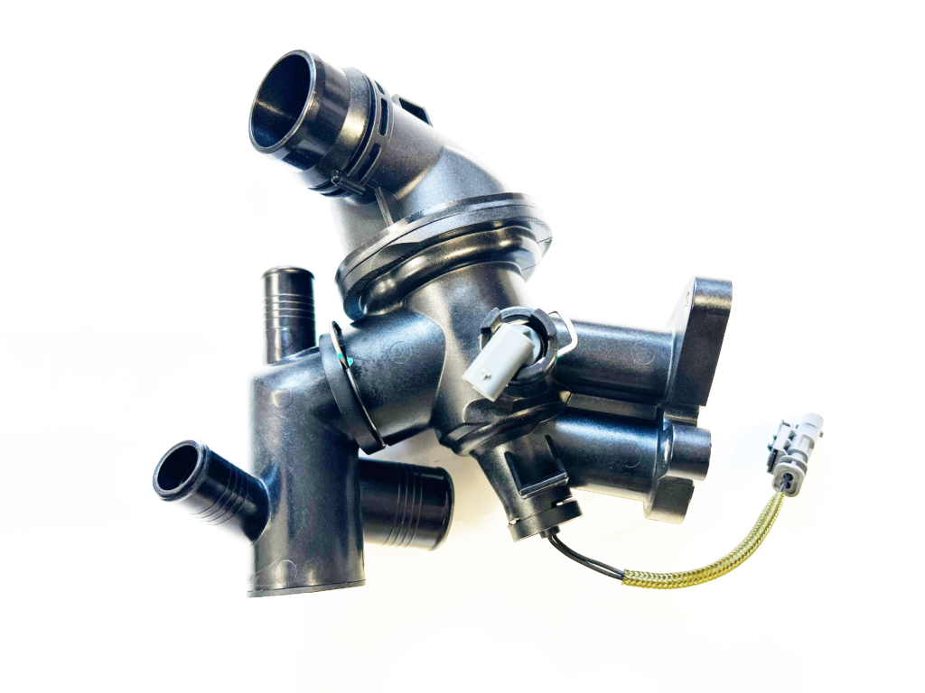 E PACE THERMOSTAT AND WATER OUTLET - JDE40346 - Jaguar Spares North East