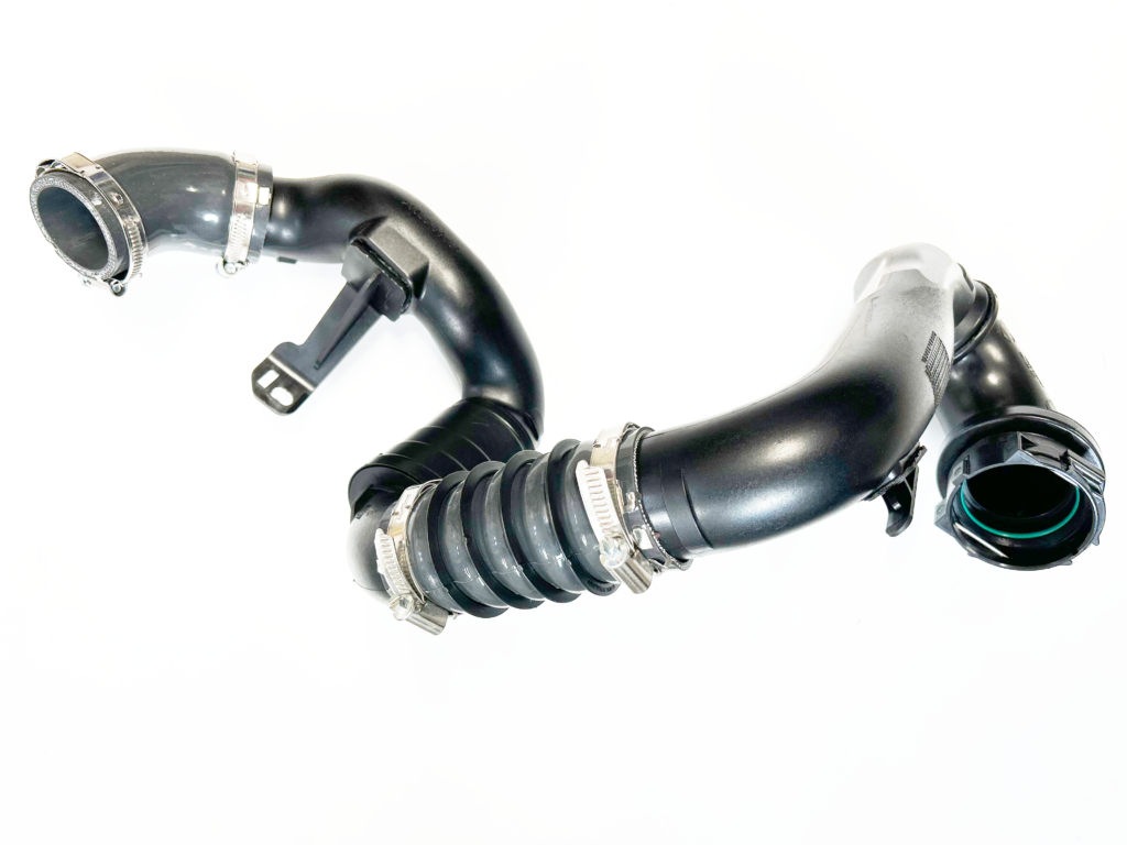 F PACE 2.0 PETROL INTERCOOLER HOSE - T2H6776 - Jaguar Spares North East