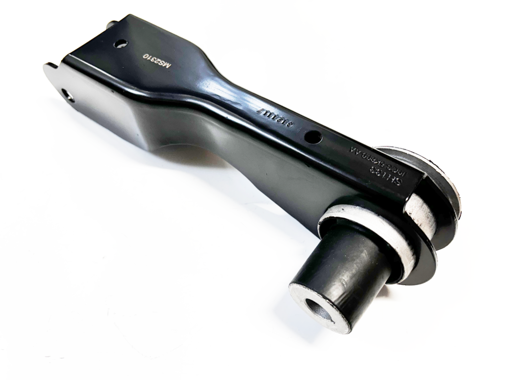 F PACE REAR RIGHT WISHBONE TOE LINK - T4A48284 - Jaguar Spares North East